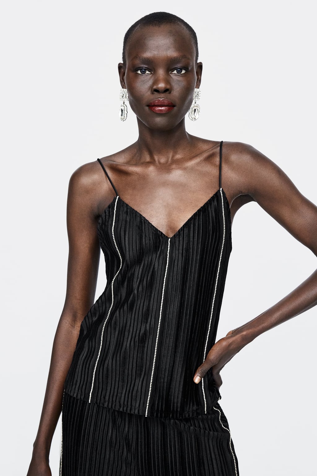 Fotos: 10 tops de fiesta que te solucionarán cualquier look | Mujerhoy