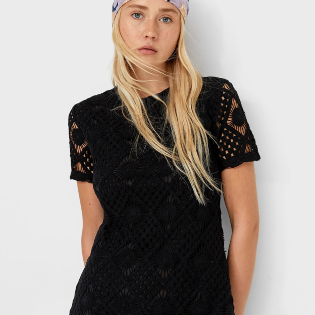 Solo necesitas un vestido mini y negro para triunfar en las próximas ...