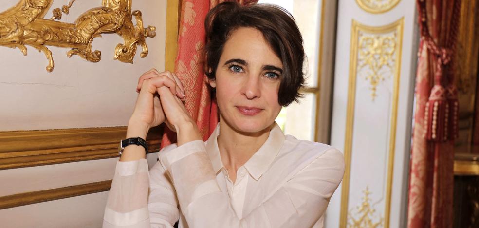 ANTES FAN QUE BIÓGRAFA: Quién es Laurence Debray, la única mujer con la ...