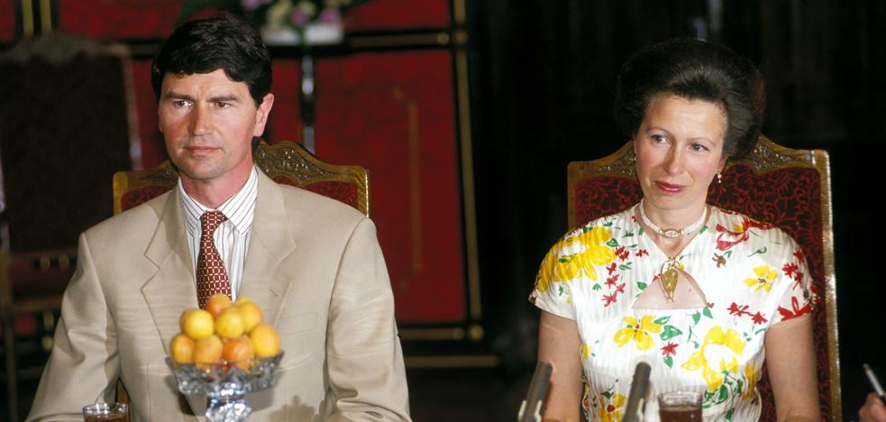 La historia de amor prohibida de Ana de Inglaterra y Timothy Laurence ...