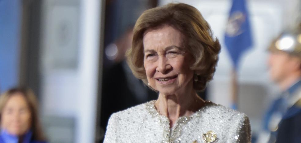 La reina Sofía: elegancia, clasicismo y comodidad con las chaquetas como estrella | Mujerhoy