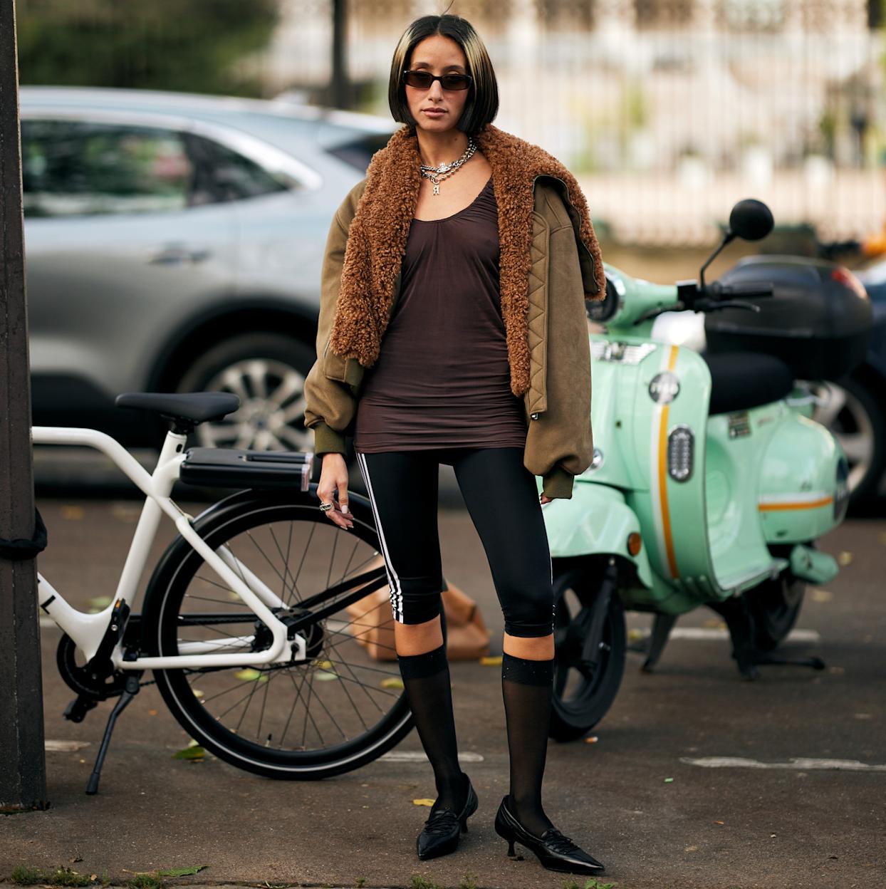 Qué es el opposite style, la tendencia que combina prendas opuestas con ...