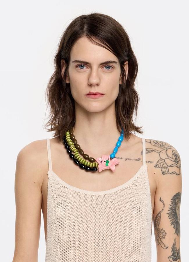 Collares grandes, llamativos y coloridos que son sinónimo de buen ...